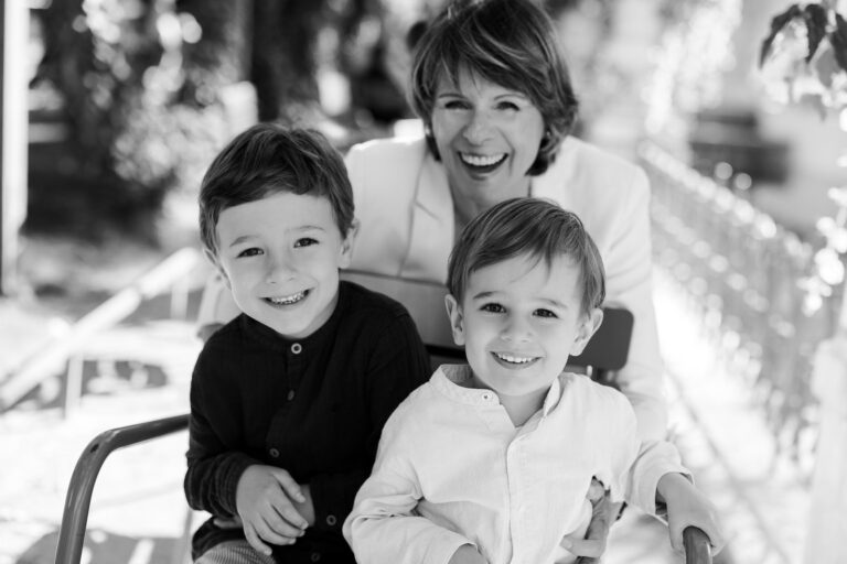 How to Incorporate Family Photography into Your Daily Routines - Best ...